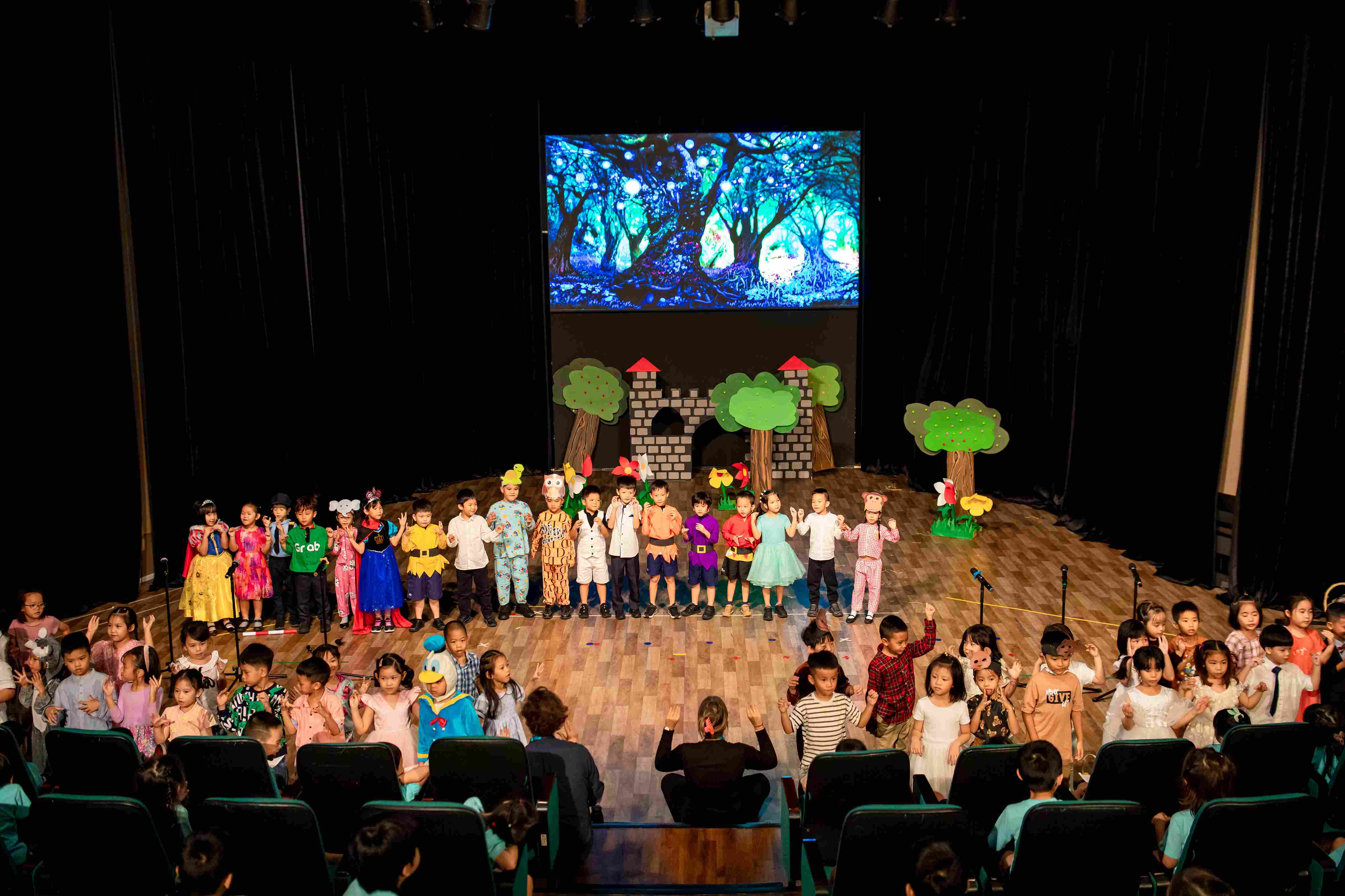 Our incredible Year 1 Production of ‘Fantastic Fairytales’ takes to the ...