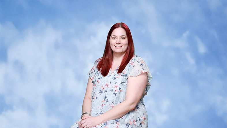 Ms Karen Foster