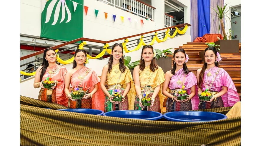 Loy Krathong: Water is life